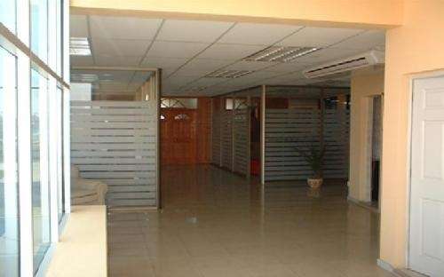 Planta de 150 mts2 con 7 oficinas en Región Metropolitana - Oficinas y ...